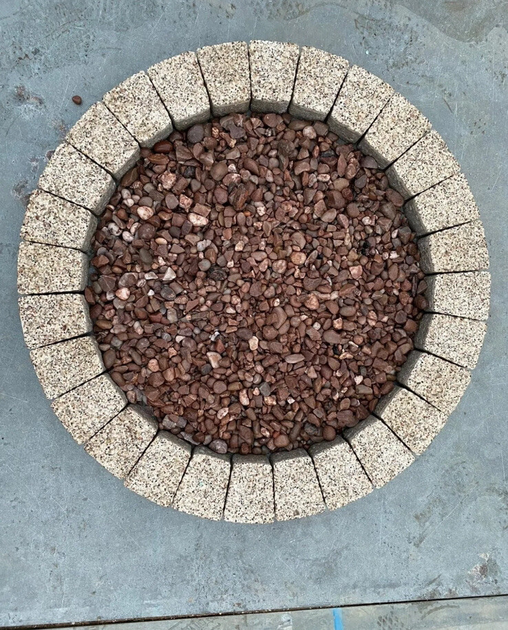 garden ring circle surround grass border edging brick tree fountain ...