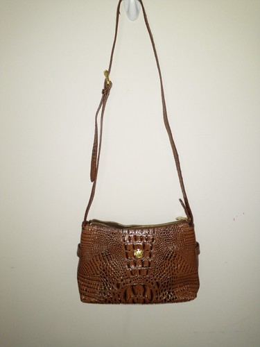 RIONI MODA ITALIA Pecan Brown Embossed Croc Design Leather Crossbody ...
