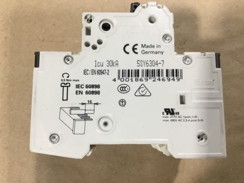Siemens 5SY63MCBC4 Circuit Breaker 3 Pole 400V W/ 5ST301.AS Auxiliary ...