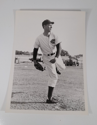 Ken Raffensberger 5X7 B/W Photo Cincinnati Reds Cincinnati Baseball ...