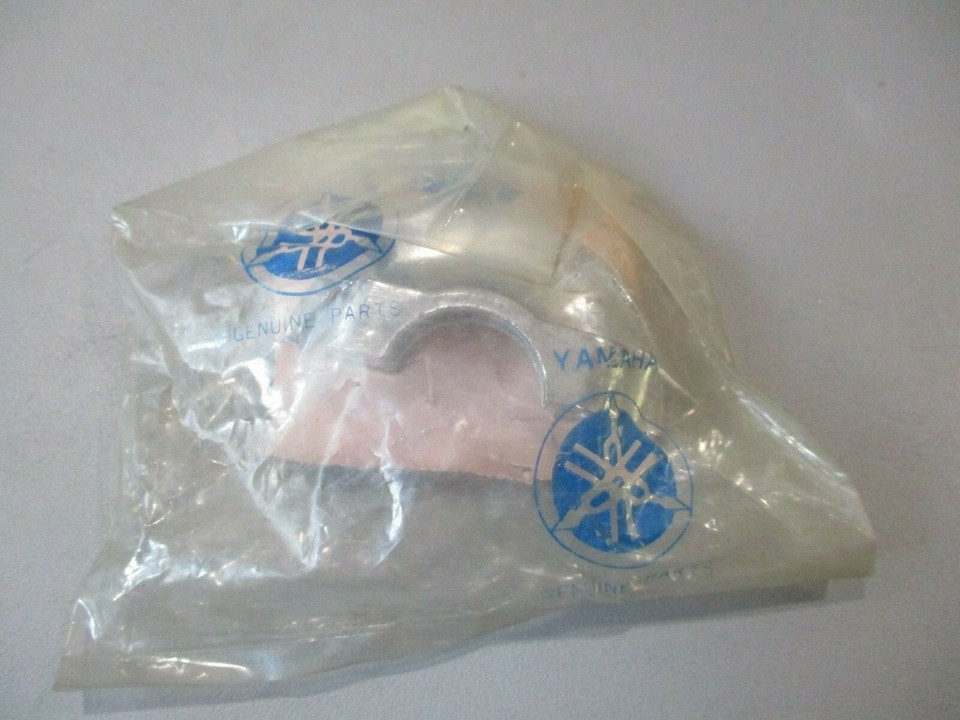 NOS Yamaha OEM Grip Upper Cap 1970-1972 R5 1969 R3 1969-1970 DS6 235 ...