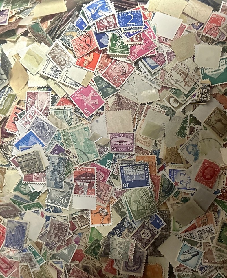 WS, 100+ Different Small Worldwide Stamps, Great Variety! | eBay