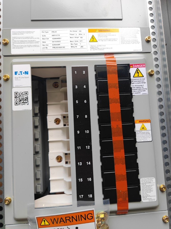 EATON PRL2x 100 AMP 480Y 277V 3PHASE 4WIRE 18 Cir NEMA 1 Panelboard 36 ...