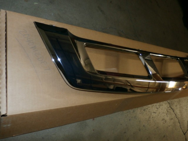 MERCEDES Mercedes-Benz OEM Gl350 Front Bumper Grille-lower Cover ...