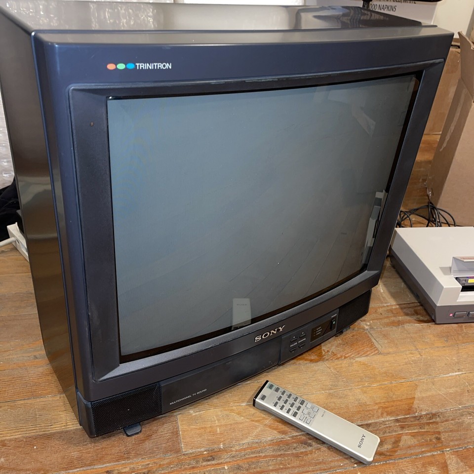 SONY TRINITRON KV-20TS10 20 INCH CRT TV RARE MODEL GREAT FOR GAMING ...