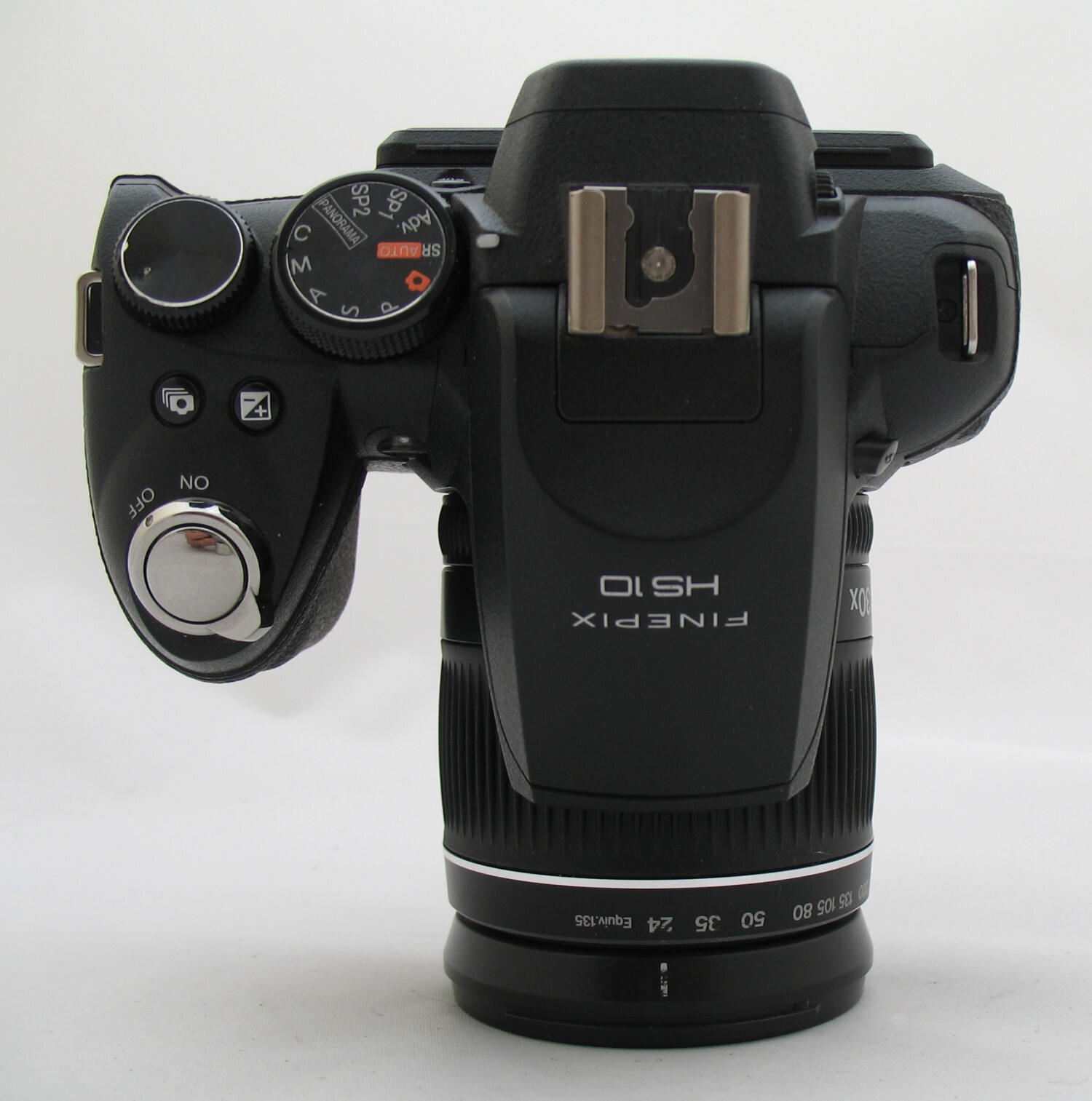 Fuji FinePix D-SLR style HS10 Bridge Camera 24-720mm 30x Zoom Lens +4GB ...