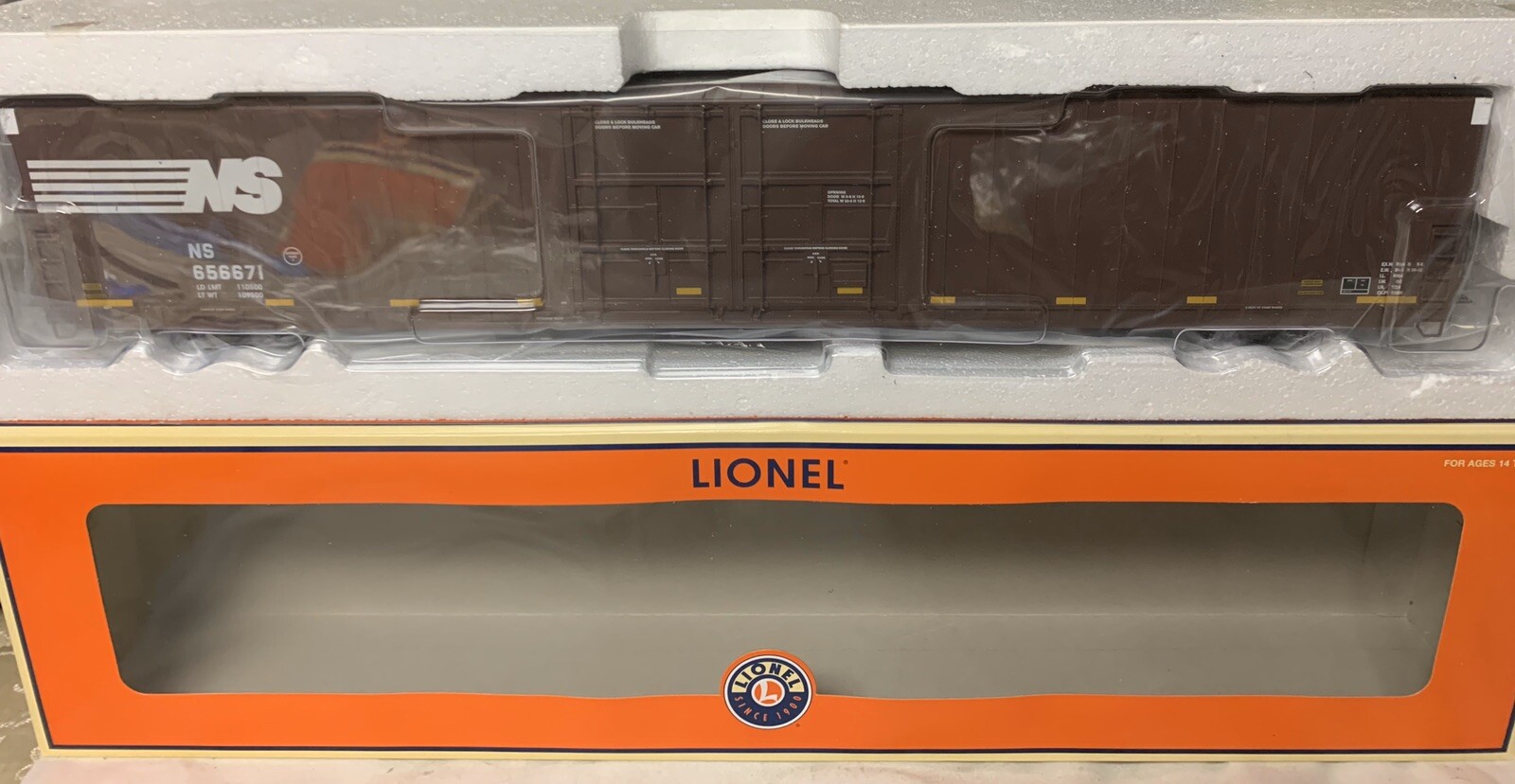 LIONEL NORFOLK SOUTHERN 86’ HI CUBE AUTO PARTS BOXCAR! O SCALE MODERN ...