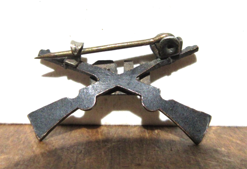 US Army Infantry Pin Crossed Rifles | eBay