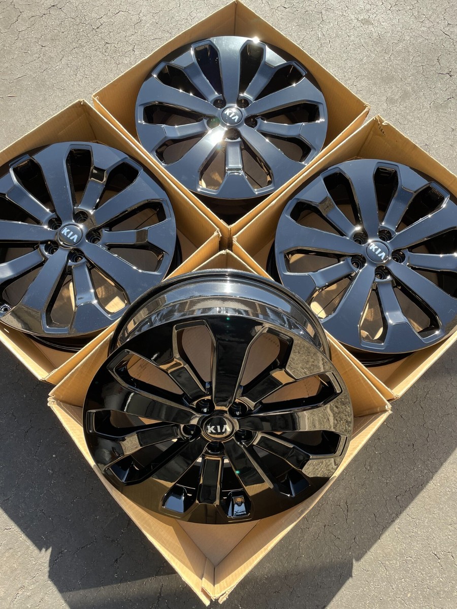 Kia Optima Black Rims 2022