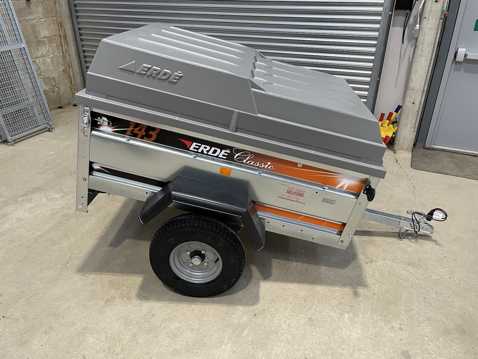 NEW ASSEMBLED Erde 143 Box Car Camping Trailer With Lockable ABS Hard ...