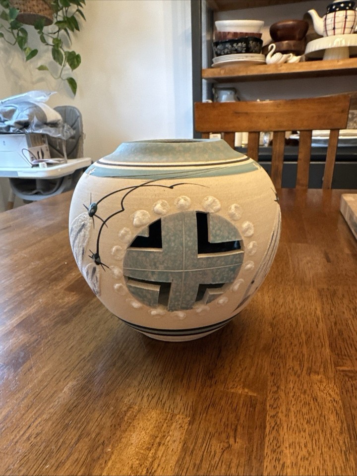 Southwestern Navajo Signed Mark Nowak Pottery Feathers Vase 1991 ...