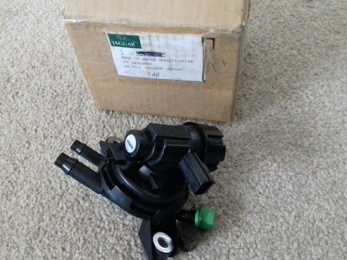 NEW GENUINE JAGUAR XK8 XKR PURGE VALVE FUEL VACUUM SOLENOID LJG1515BB ...
