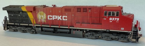 CPKC ES44AC DCC/SND RDY SCALE TRAINS RIVET WEATHERED NEW MINT #9375 CP ...