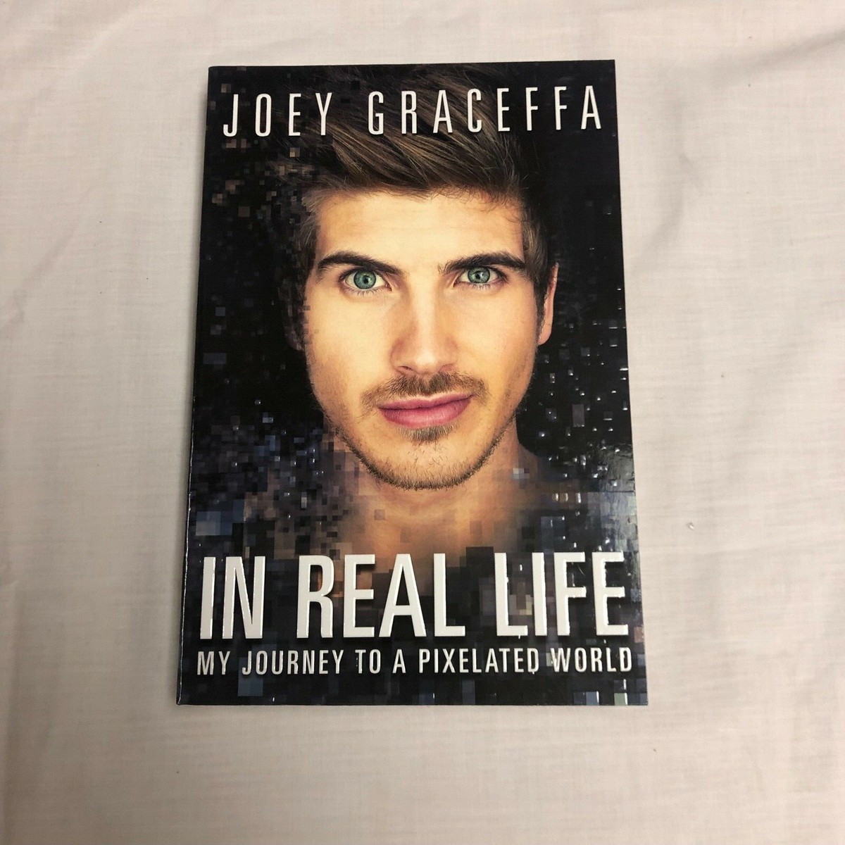 Joey Graceffa Storytellers Wallpaper Connor Franta Disses Joey