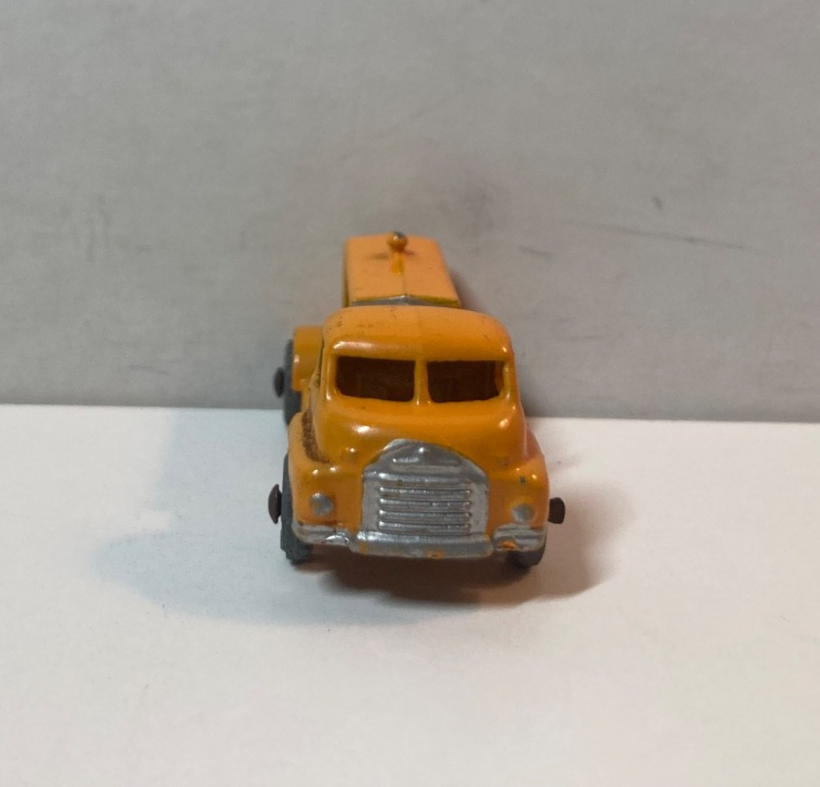 LESNEY MATCHBOX No. 28 Bedford Compressor Truck SILVER TANKS, GREY ...