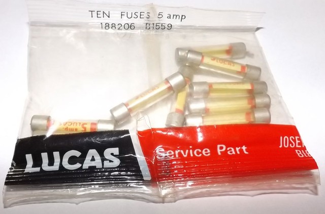 GENUINE LUCAS FUSES 5Amp NEW OLD STOCK PACK OF 10 LUCAS PART No.188206 ...
