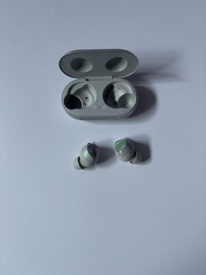 Samsung Galaxy Buds SM-R170 Cloud Silver Headphones | eBay