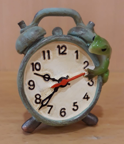 Seyko Miniatur Frosch auf Wecker Höhe 7 cm Polyresin NEU | eBay.de
