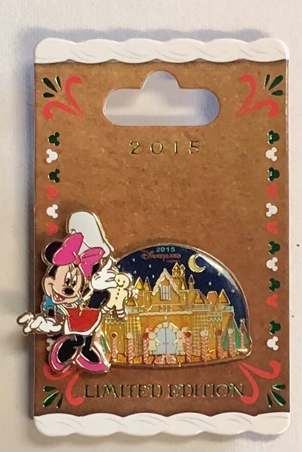 Disneyland Hotel Minnie Mouse Gingerbread House Pin LE 1500 2015 SIGNED ...