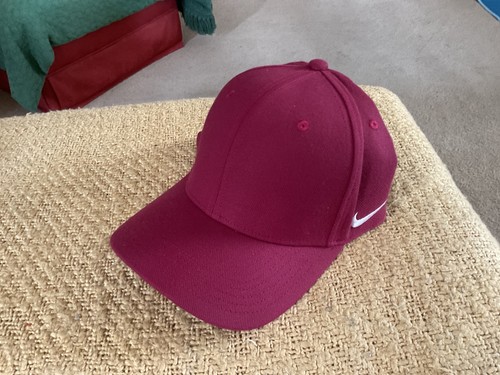 Nike Structured Maroon Fitted Golf Hat ML BRAND NEW | eBay