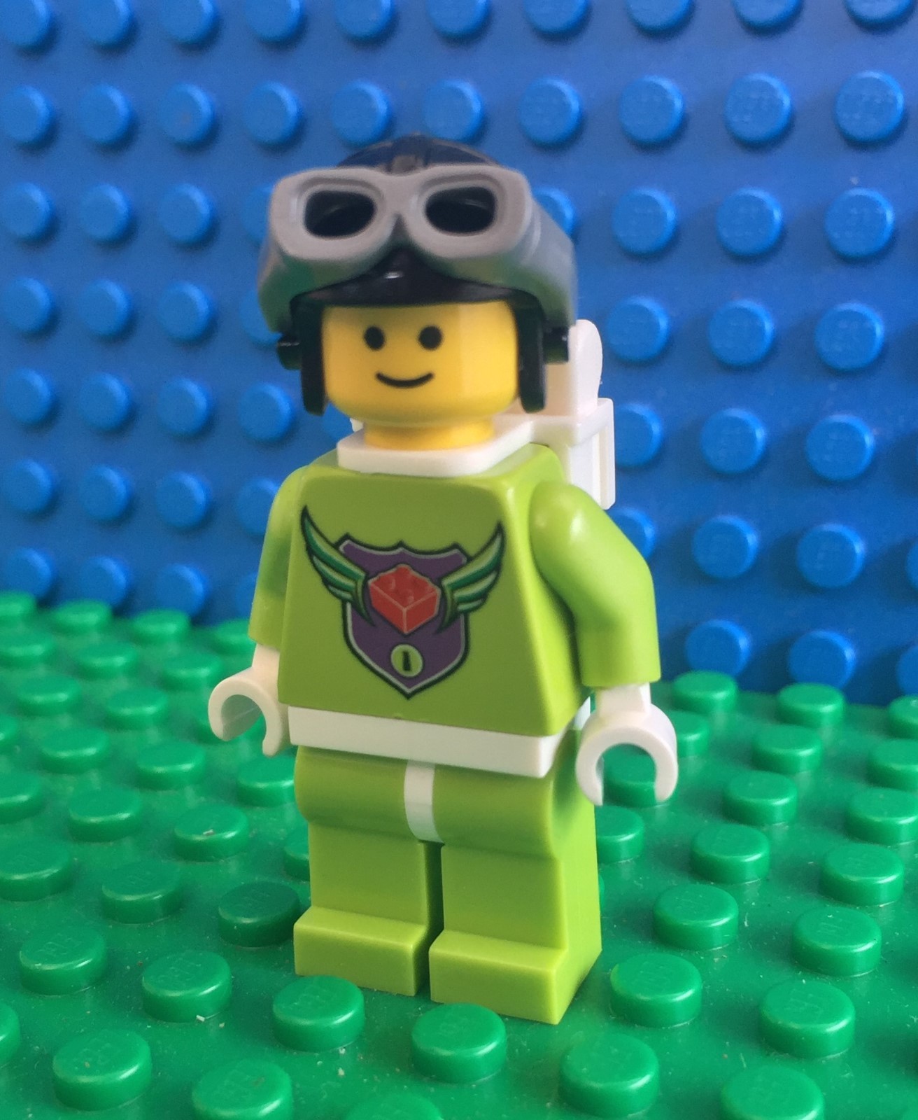 Lego MASTER BUILDER ACADEMY 1 Pilot Spaceman Helmet Minifigure Minifig ...