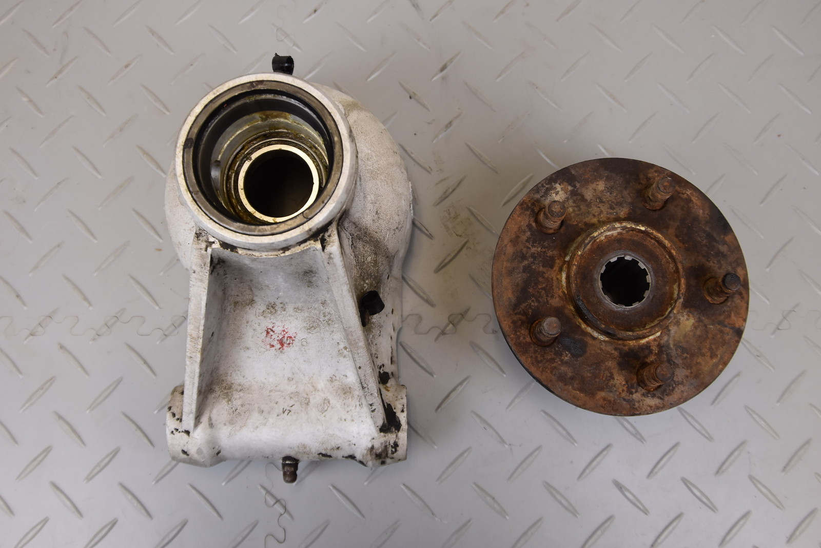 JAGUAR XJ6 XJ12 SERIES 3 XJS REAR ABS HUB CARRIER AXLE SUSPENSION ...