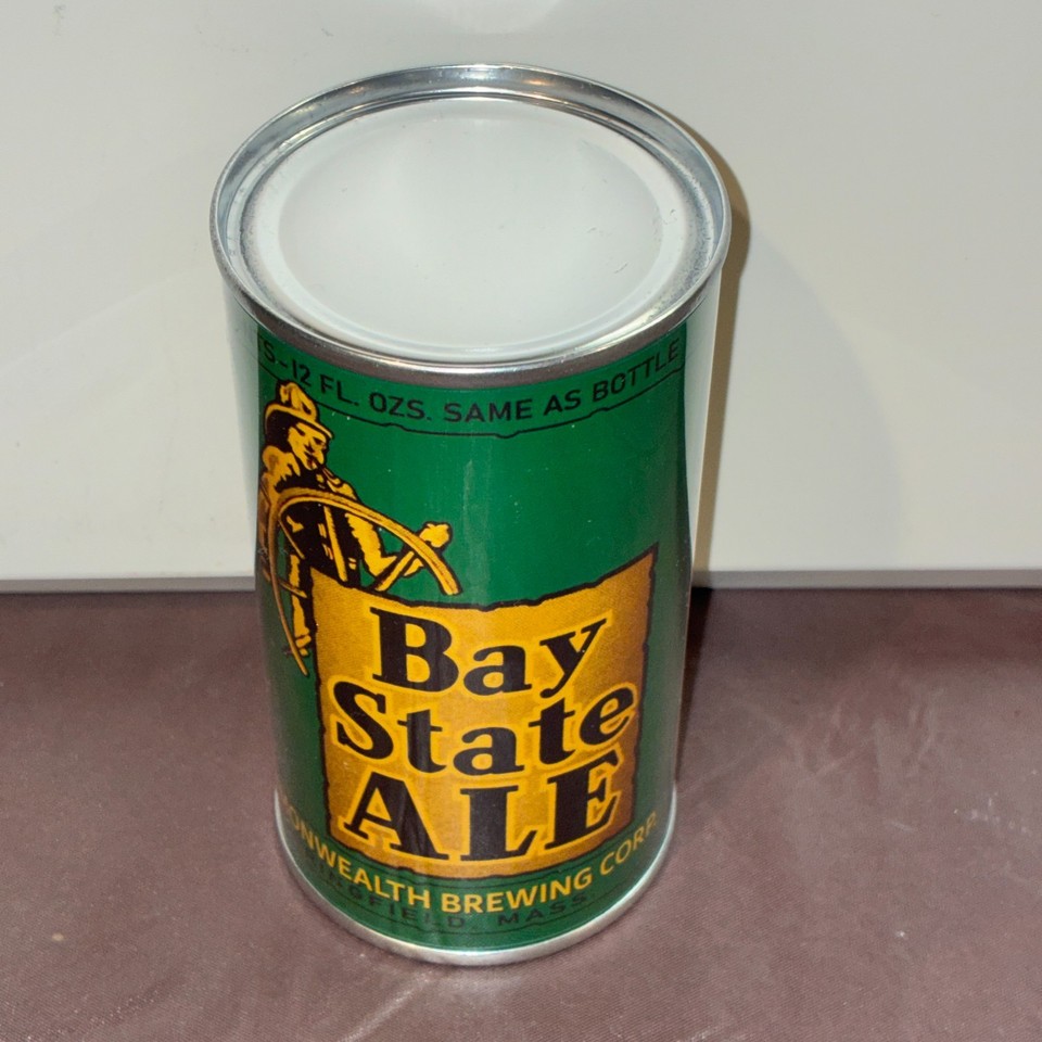 Bay State Ale (gold enamel version) REPLICA/NOVELTY beer can, paper ...