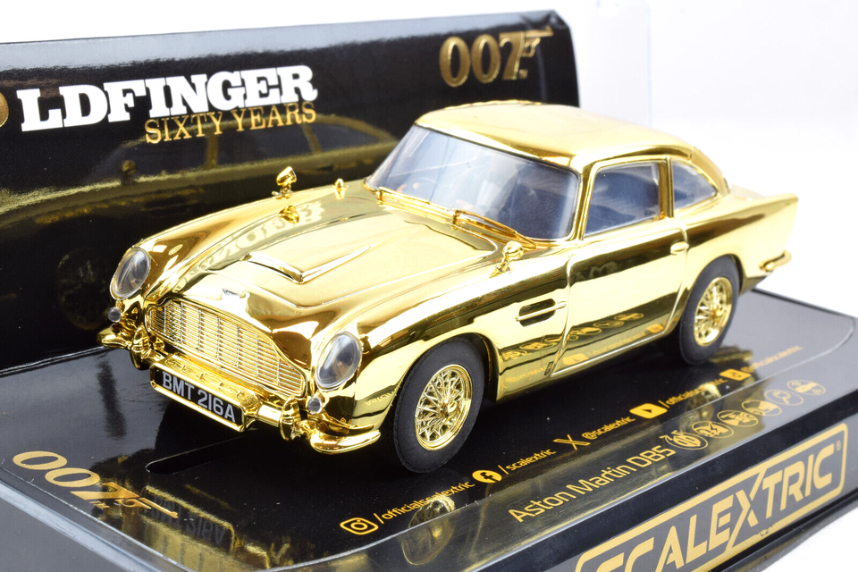 Scalextric James Bond Goldfinger Aston Martin DBS W/ Lights 1/32 Slot ...