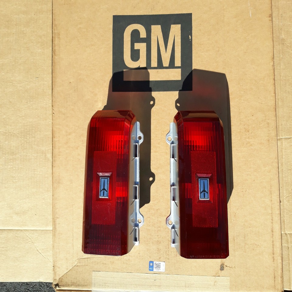 1984, 1985, 1986 Oldsmobile Cutlass, Cutlass Supreme Tail Lights, tail ...