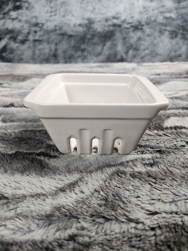White Berry Box Colander Rae Dunn FRESH Small Container Decor 5-1/2" | eBay