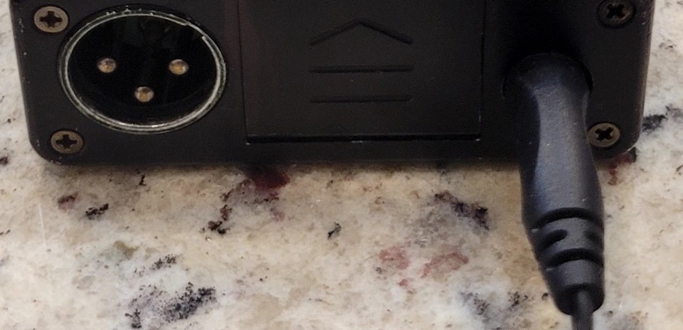 LECTROSONICS Wireless System. Plug On Transmitter and Receiver with MIC ...