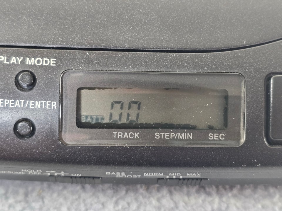 Sony D-33 Discman Portable CD Player Compact Disc Audio Operation ...