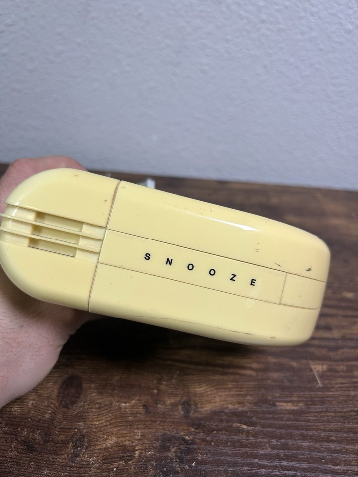 Westclox Big Ben Moon Beam Clock Yellow Model 43000 Keeps Good Time No ...