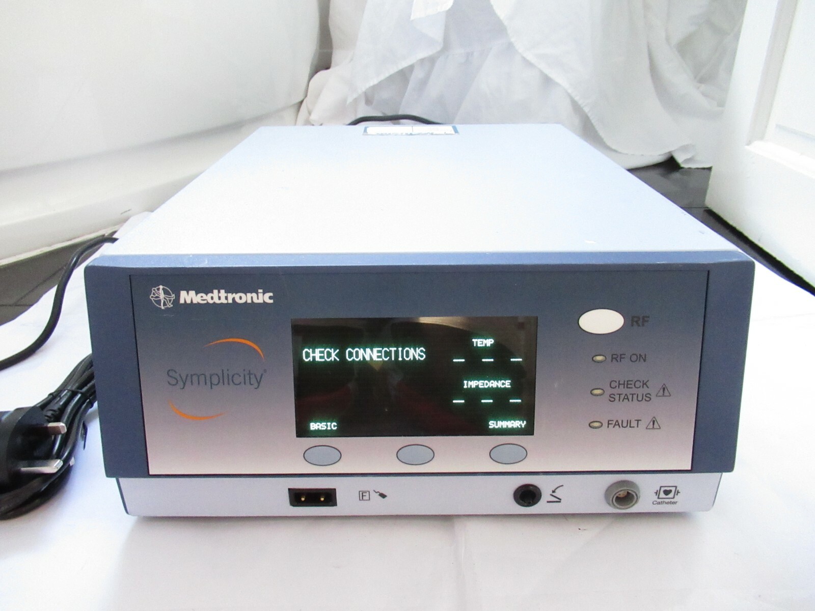 MEDTRONIC SYMPLICITY MODEL G2 RADIOFREQUENCY | Grelly UK