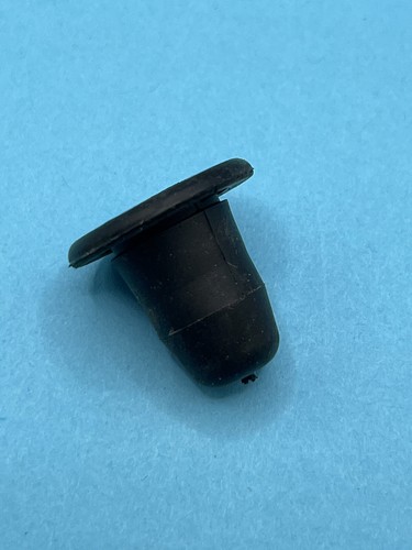 (Pack of 4) Tail Lamp Grommet Retainer Clip for GM 11571225 Equinox ...