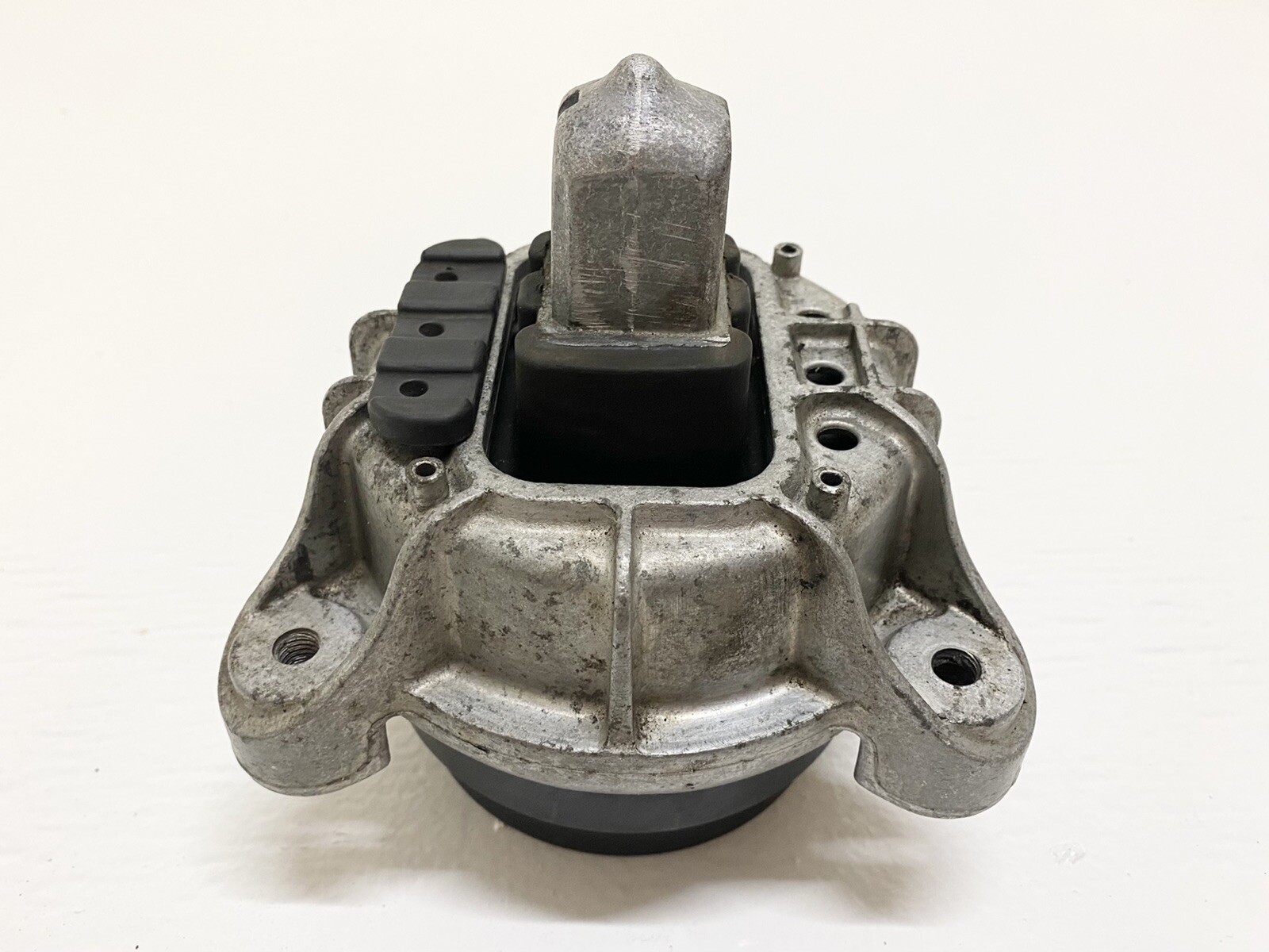 11-18 OEM BMW F10 LCI 535i xDrive Left Driver Engine Mount 22116859845 ...