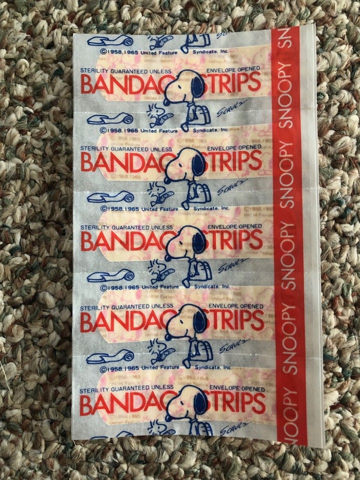 Lot of 45 Vintage Peanuts Snoopy Bandage Strips Bandaids | eBay
