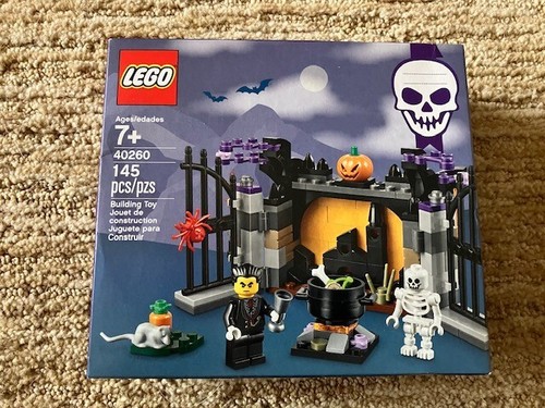 Lego Halloween Haunt set number 40260 NEW | eBay