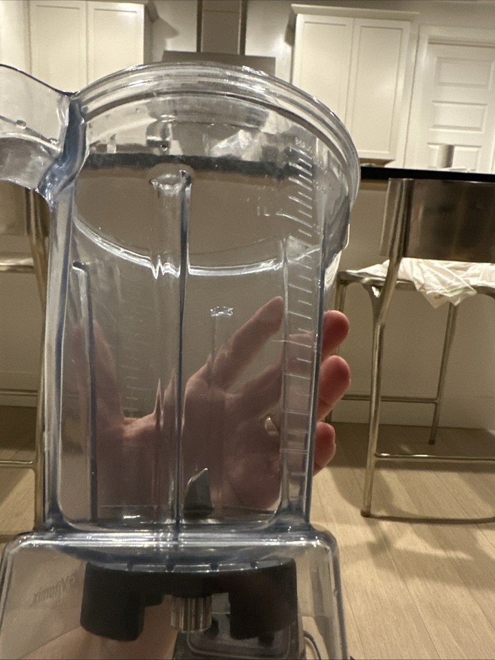 Great Shape Vitamix Vita-Mix VM0197 Used Owned For About 2 Years ...