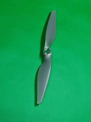 APC 9x4.5" Nylon Propeller & Adapter for Radio Control Model Aircraft ...