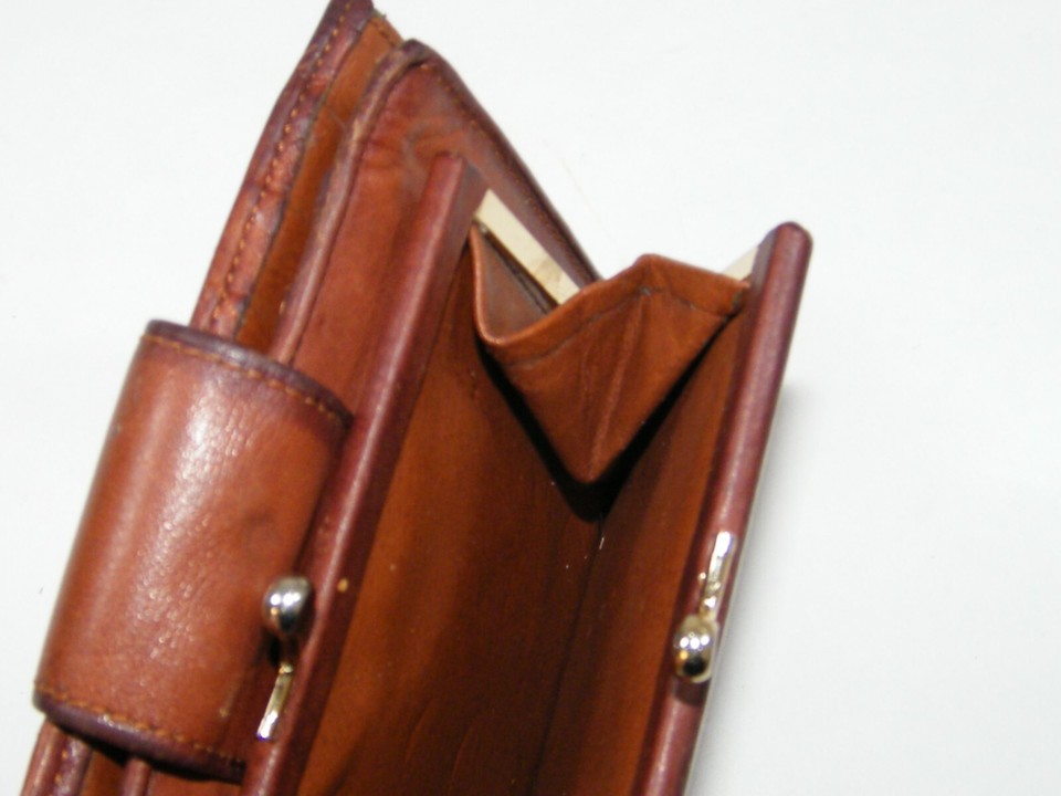 ECHT 2 PRYM GENUINE LEATHER BIFOLD WITH CHANGE HOLDER WALLET | eBay