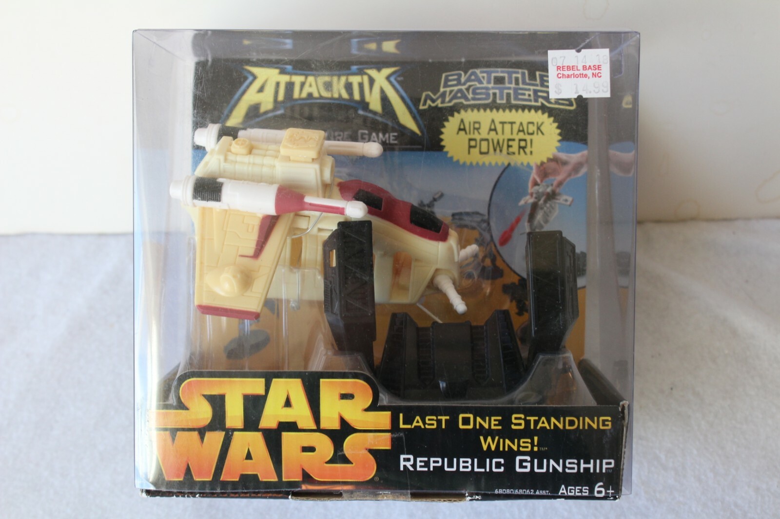 Star Wars Attacktix Battle Masters Game Clone Wars Republic Gunship NEW ...