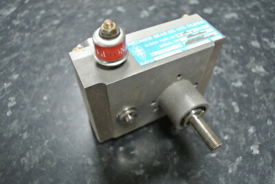 Reliance Gear Co Ltd. 3:1 Ratio Gear Reduction Unit | eBay UK