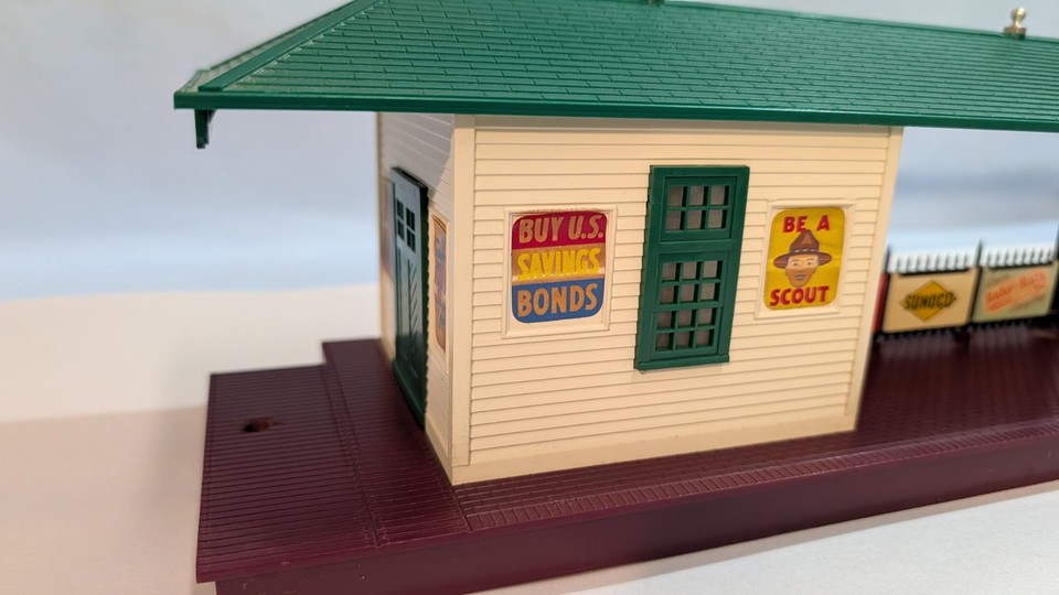 LIONEL ORIG 445 SWITCH TOWER, 256 STATION (GR740)....TK | eBay