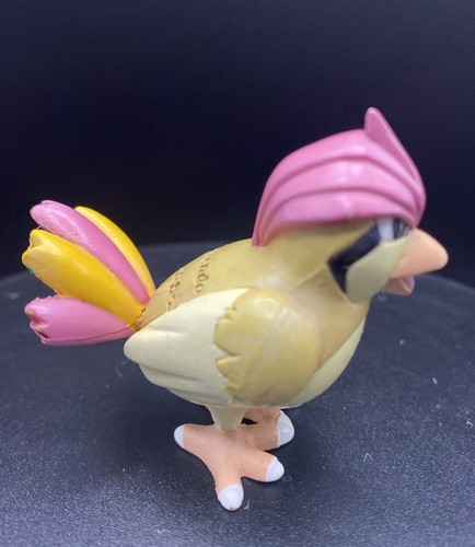 Vintage 1999 Tomy Nintendo Pokemon Pidgeotto CGTSJ Figure - Head Dmg | eBay