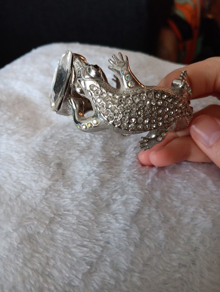 Vintage Signed Yuhong Rhinestone Alligator Hinged Cuff Bangle Bracelet ...
