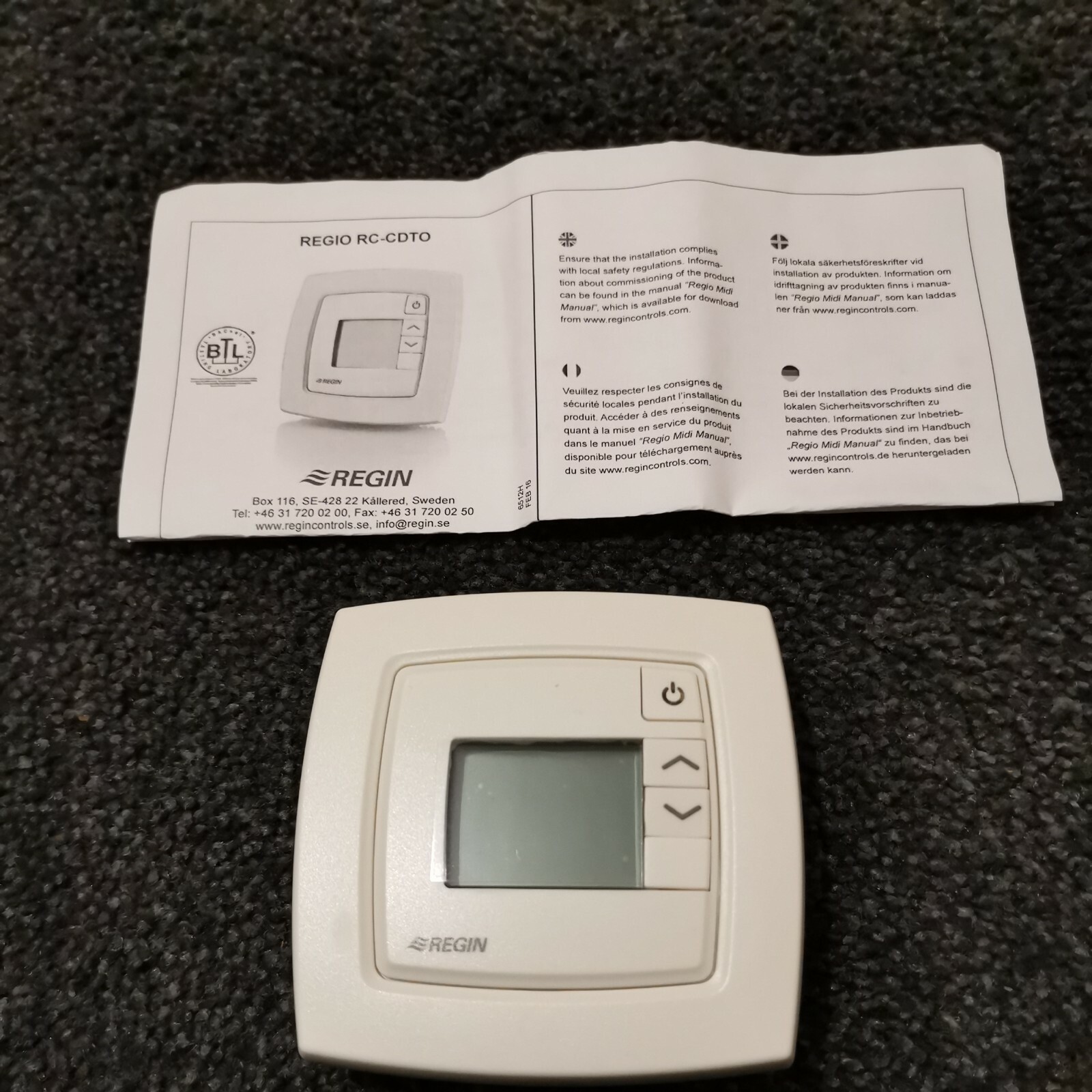 Regin Room Controller RC-C3H 0-10V ON/OFF HIDDEN SETPOINT 24v AC supply ...