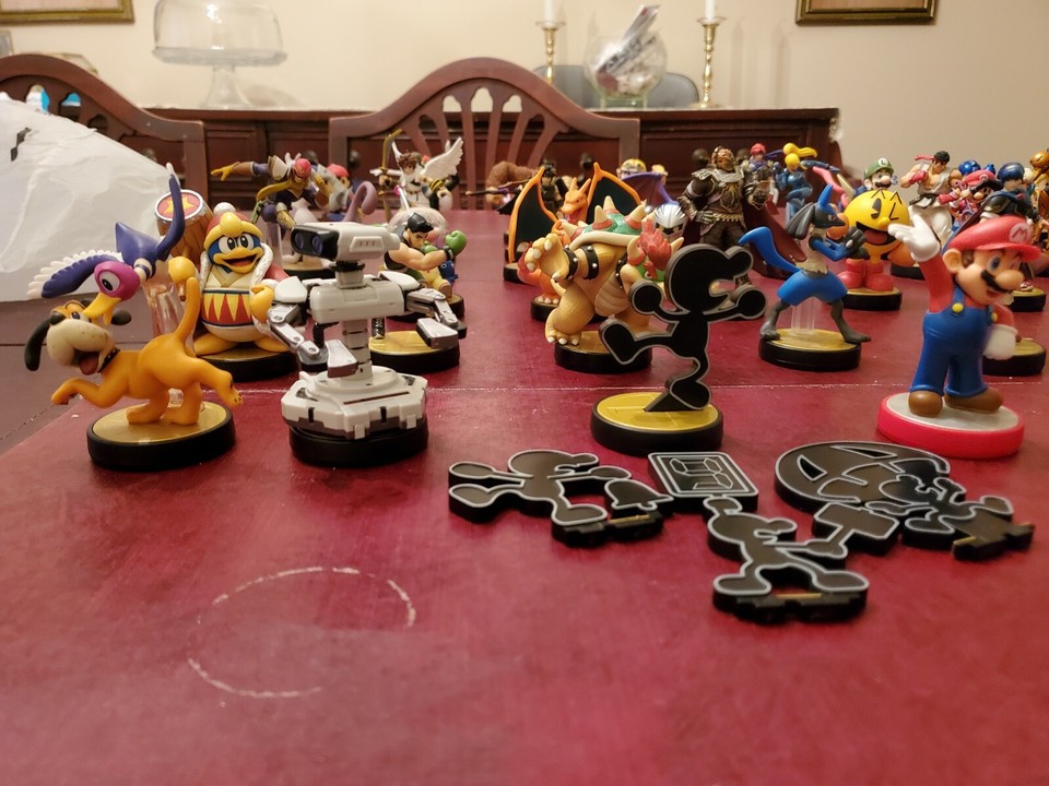 Amiibo Collection 48 Classic Amiibos Smash Bros and Super Mario Series ...