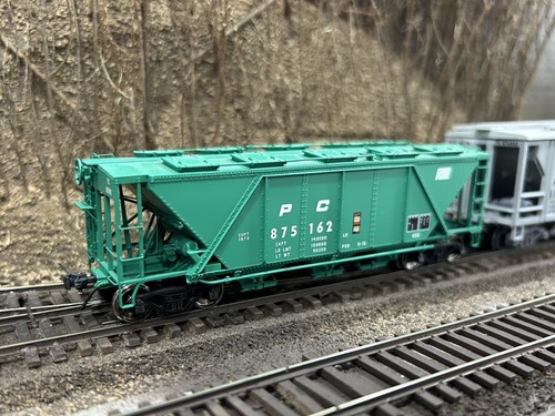 HO Bowser H30 Hopper Penn Central PC 875162 | eBay