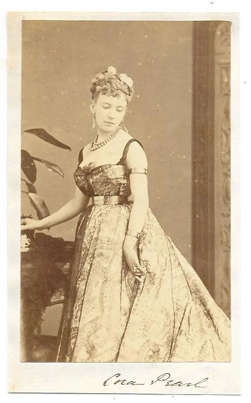 Cora Pearl